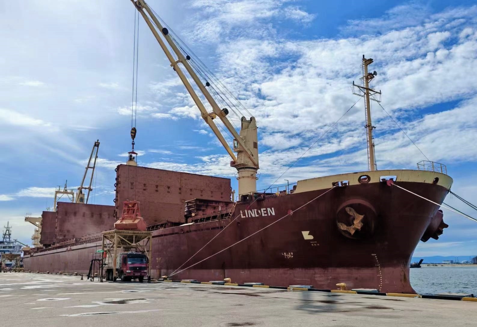 汉信控股官方网站